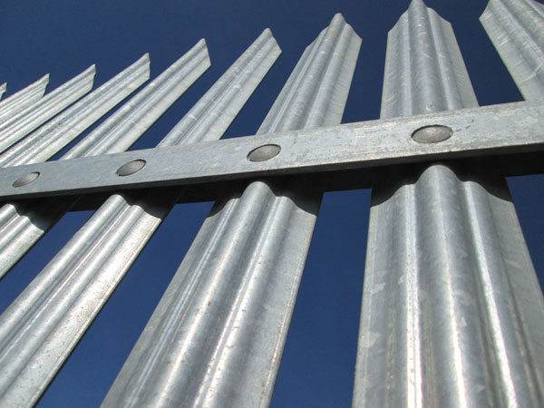 Combi-Fencing - Design Buy Build