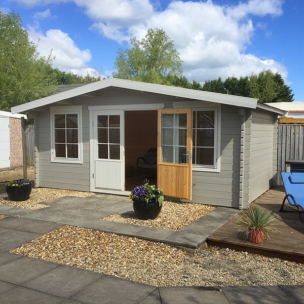 FIVE BENEFITS OF HAVING A LOG CABIN IN YOUR GARDEN - Design Buy Build