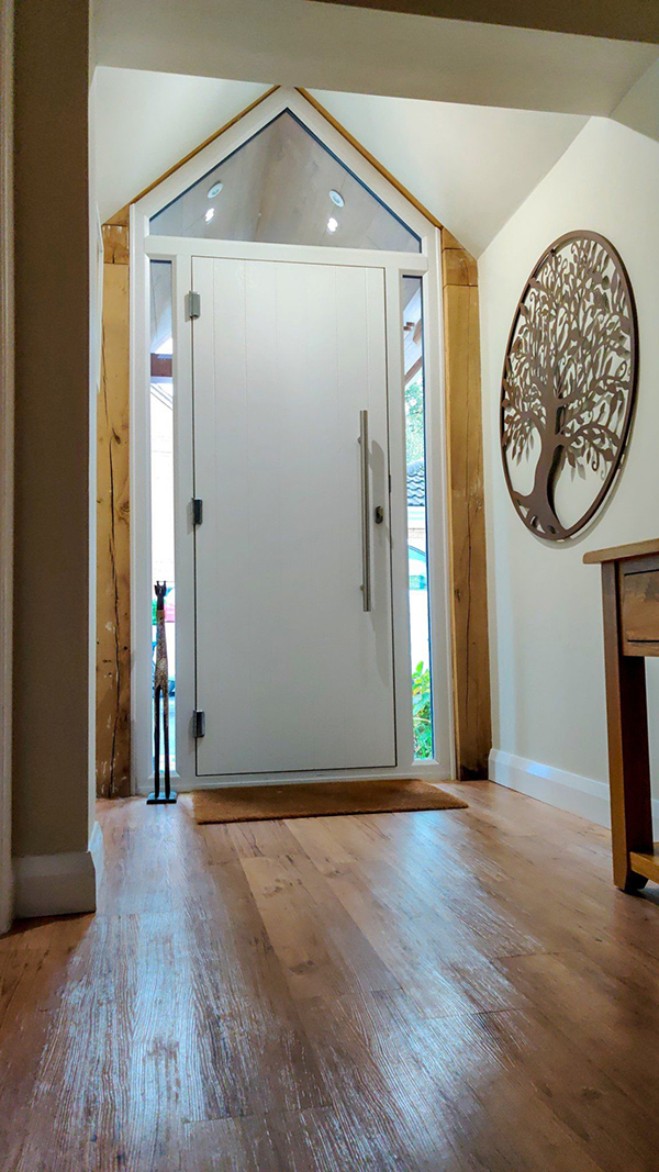 UNIVERSAL ARCHES – LEADING THE WAY IN THE MANUFACTURE OF uPVC ARCHED ...