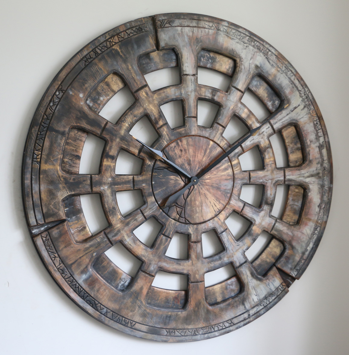 Impressive Home Decor – Large Wall Clocks from Peak Art - Design Buy Build